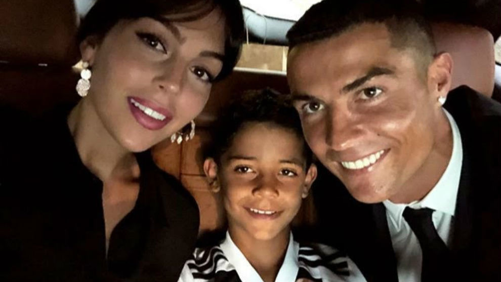 El primer mensaje de Georgina a Cristiano tras fichar por la Juventus ...